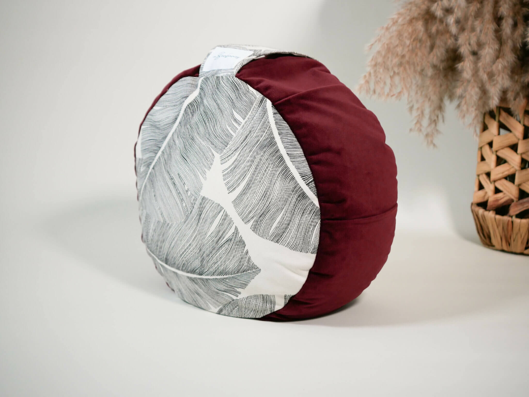 Les Barbaries | Matériel bien-être : bolster de yoga, zafu, eye pillow