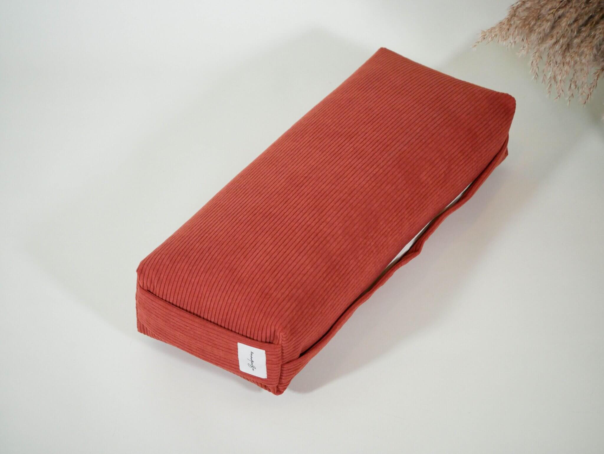 Bolster yoga rectangulaire - Les Barbaries - marque française, éthique ...